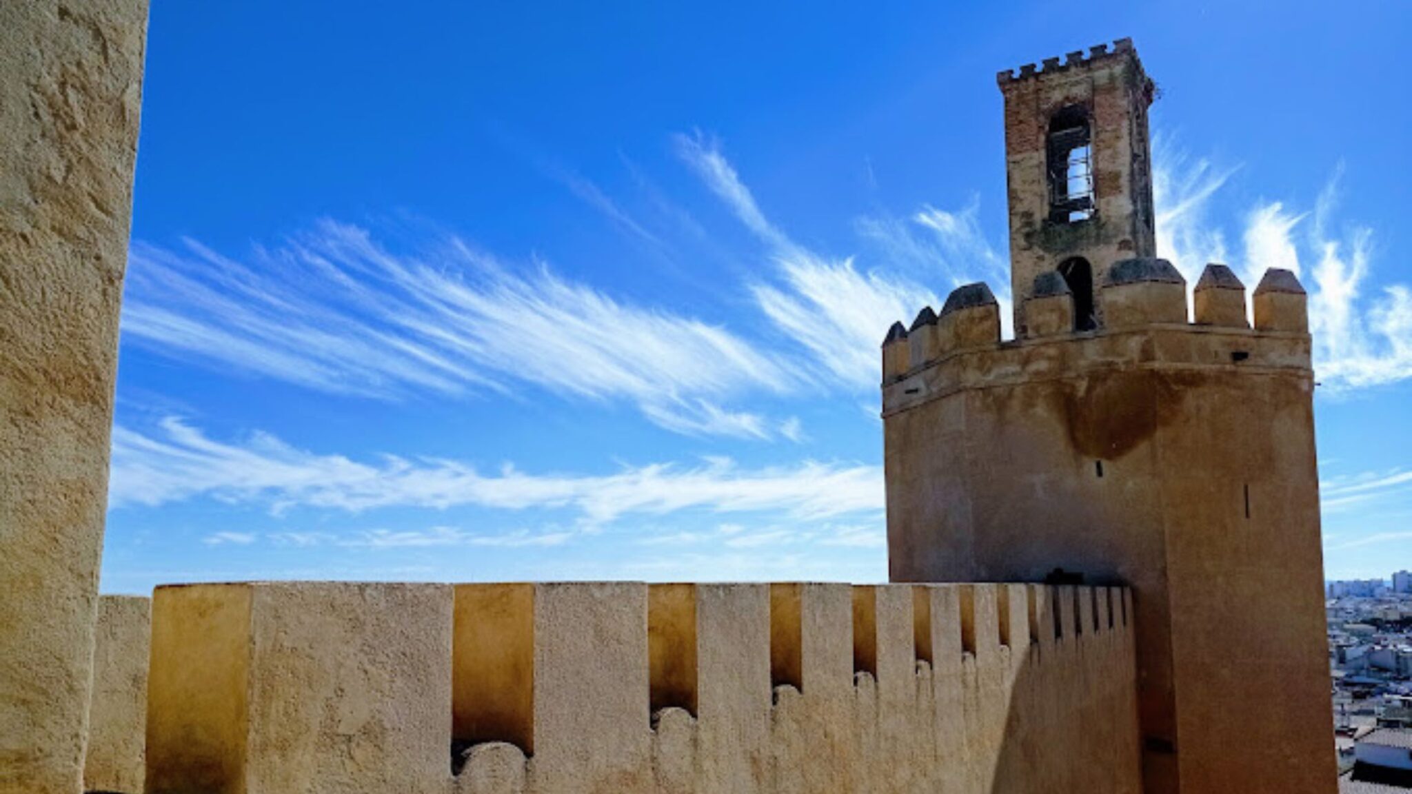 Descubre la Alcazaba de Badajoz: historia y secretos de la fortaleza ...